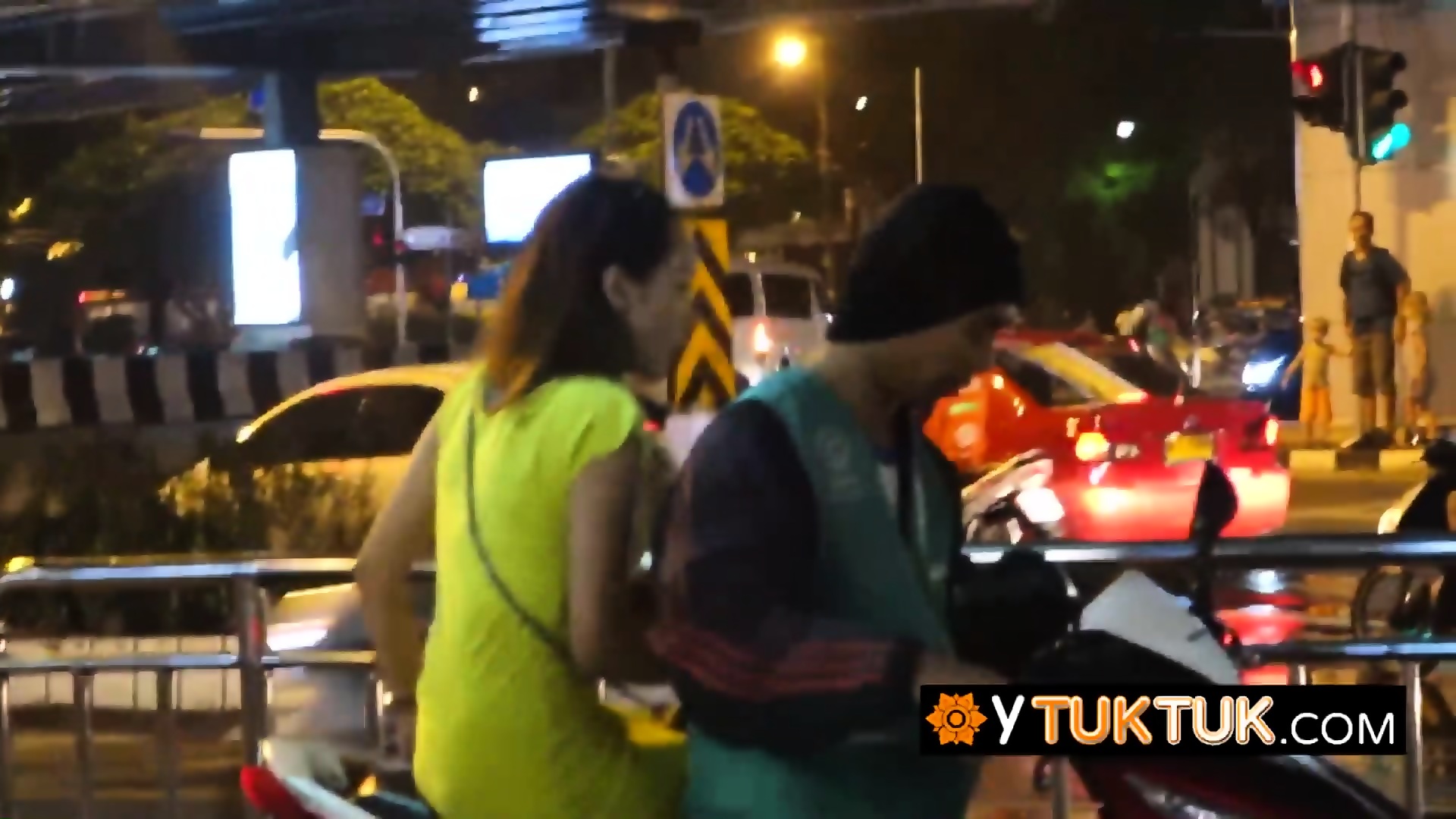Cute Asian Teen Street Hooker Picked Up By Professional Sextourist Eporner