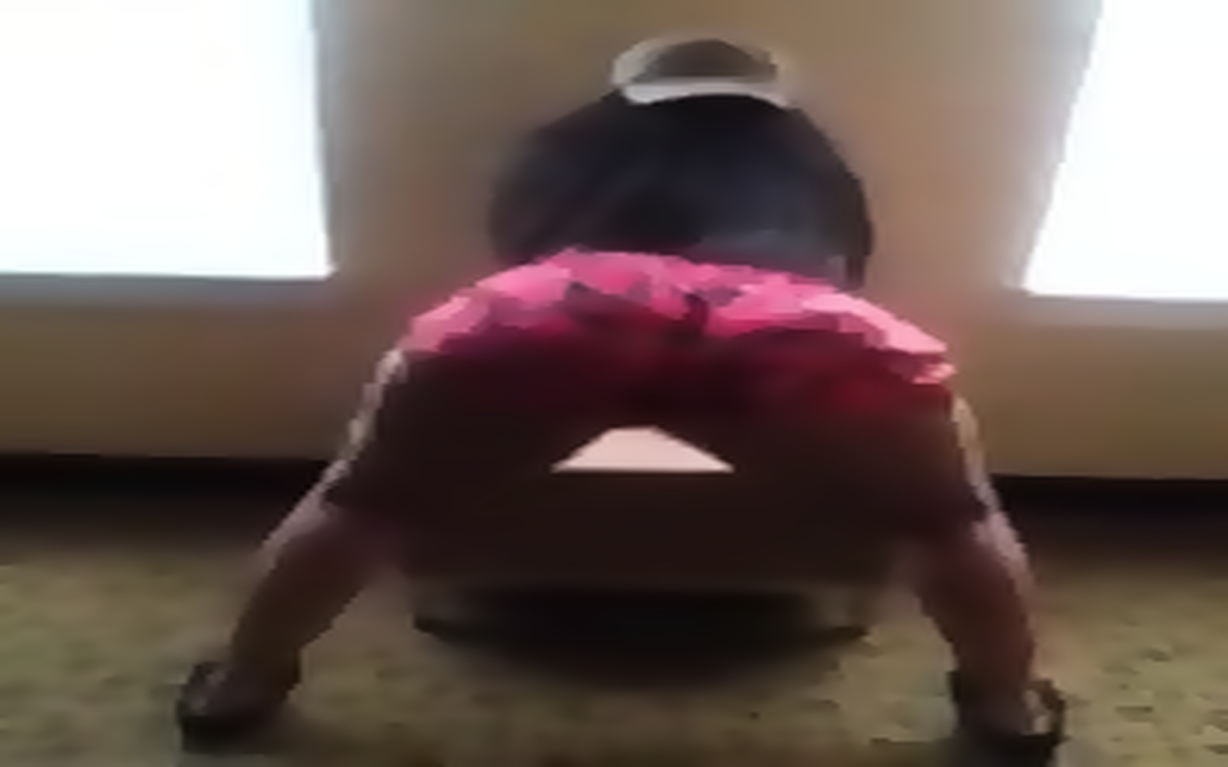 She Twerkin Water Tank Behind Twerk Eporner