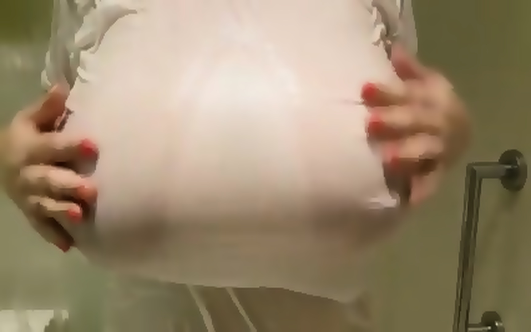 Lateshay Wet Big T Tee Shirt 38hh Pure Tits Eporner