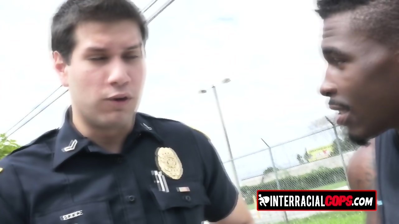 Hot Milf Gets Fucked By A Massive Black Cock At The Hood During A Police Operation Join Us Now