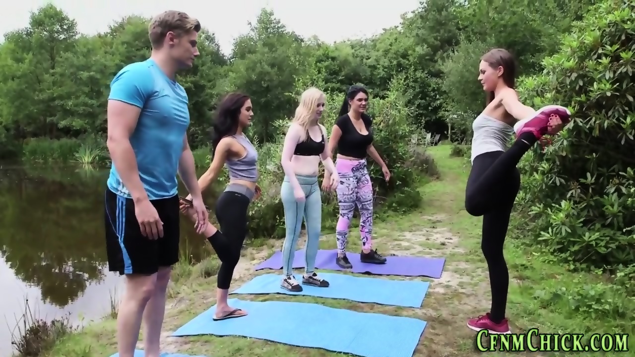 Cfnm Yoga Group Outdoors Jerk Naked Dude Eporner