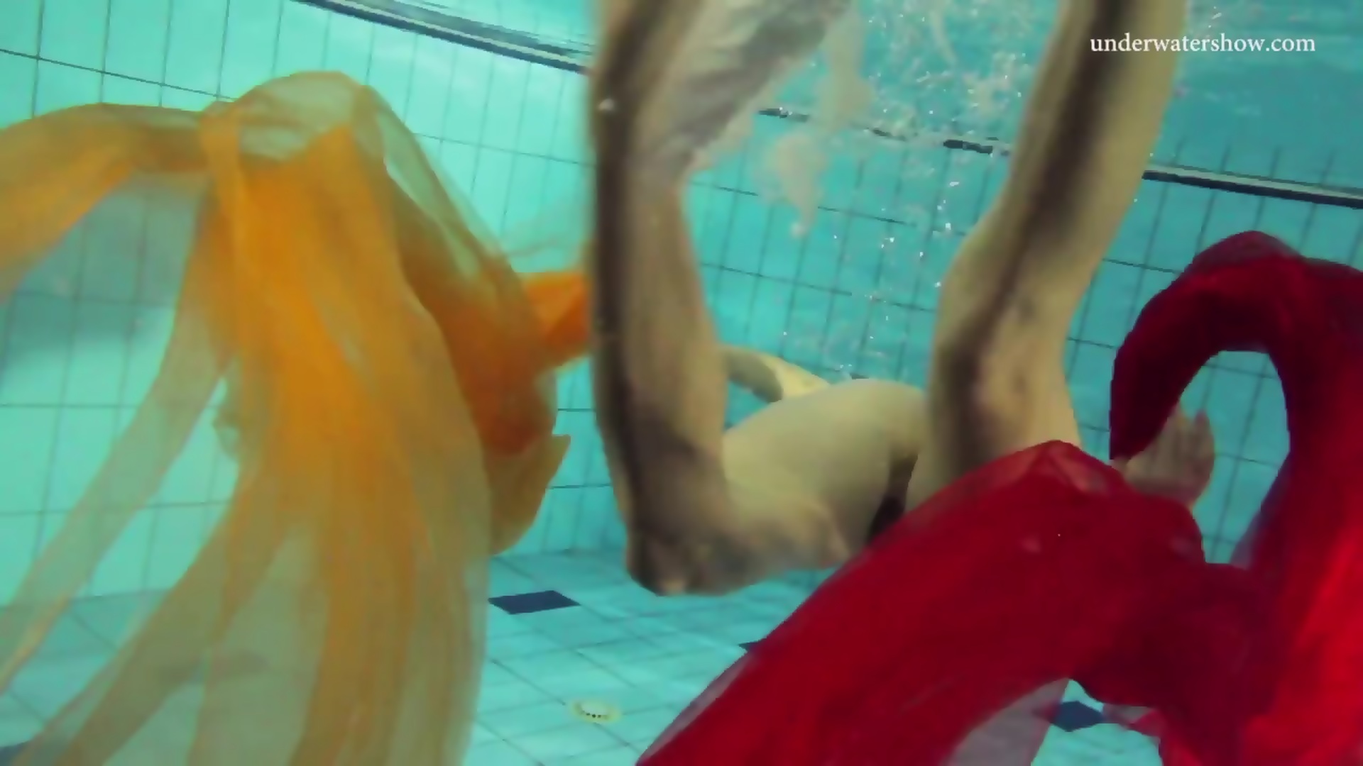 Underwater Slut Roxalana Cheh Naked Eporner
