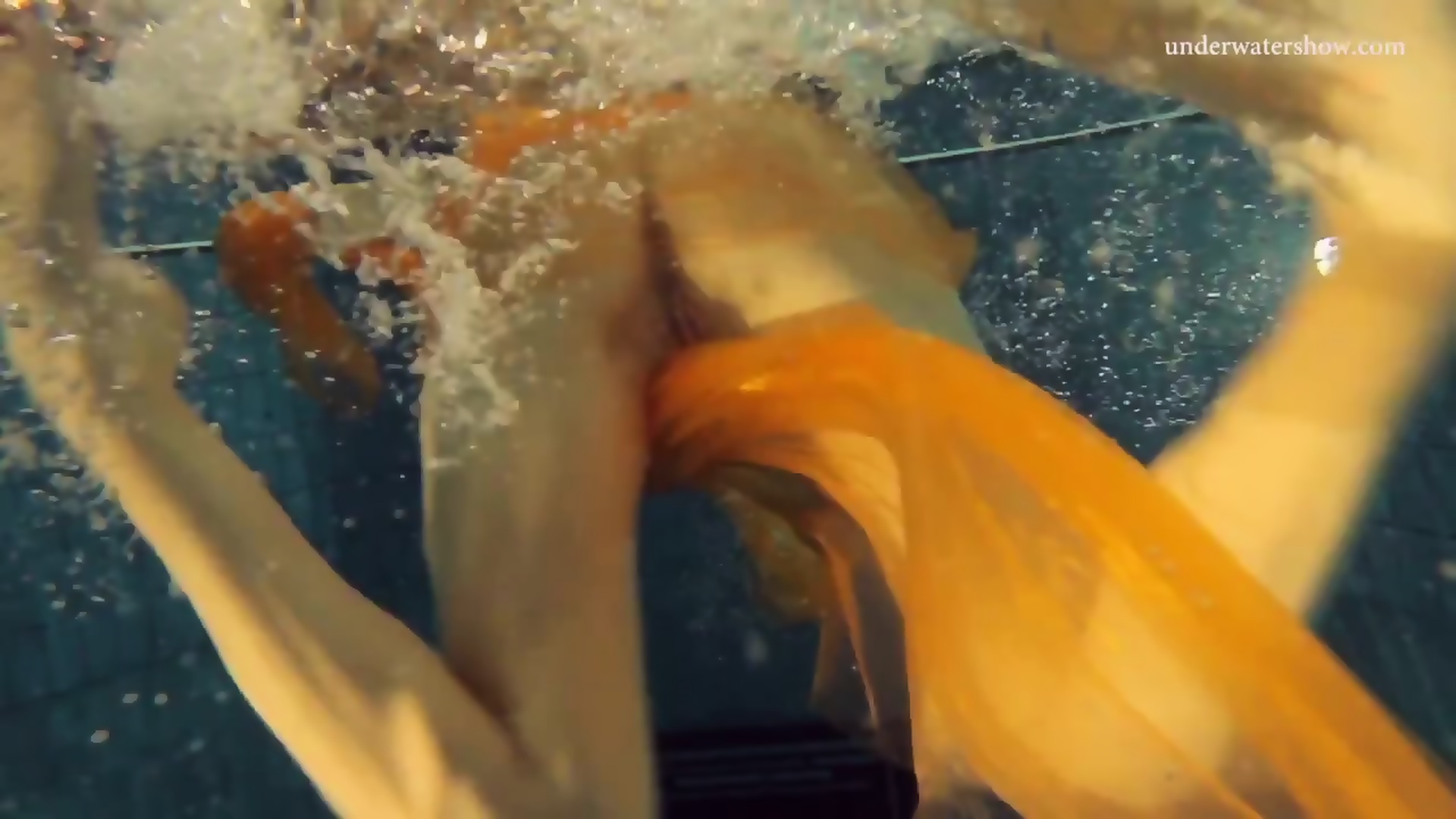 Underwater Slut Roxalana Cheh Naked Eporner