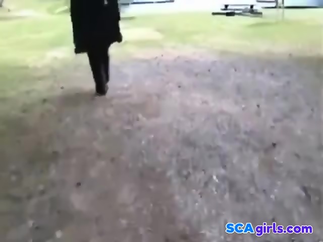 Bbw Head 329 Svenskt Par Ute På En Promenad I Parken Eporner
