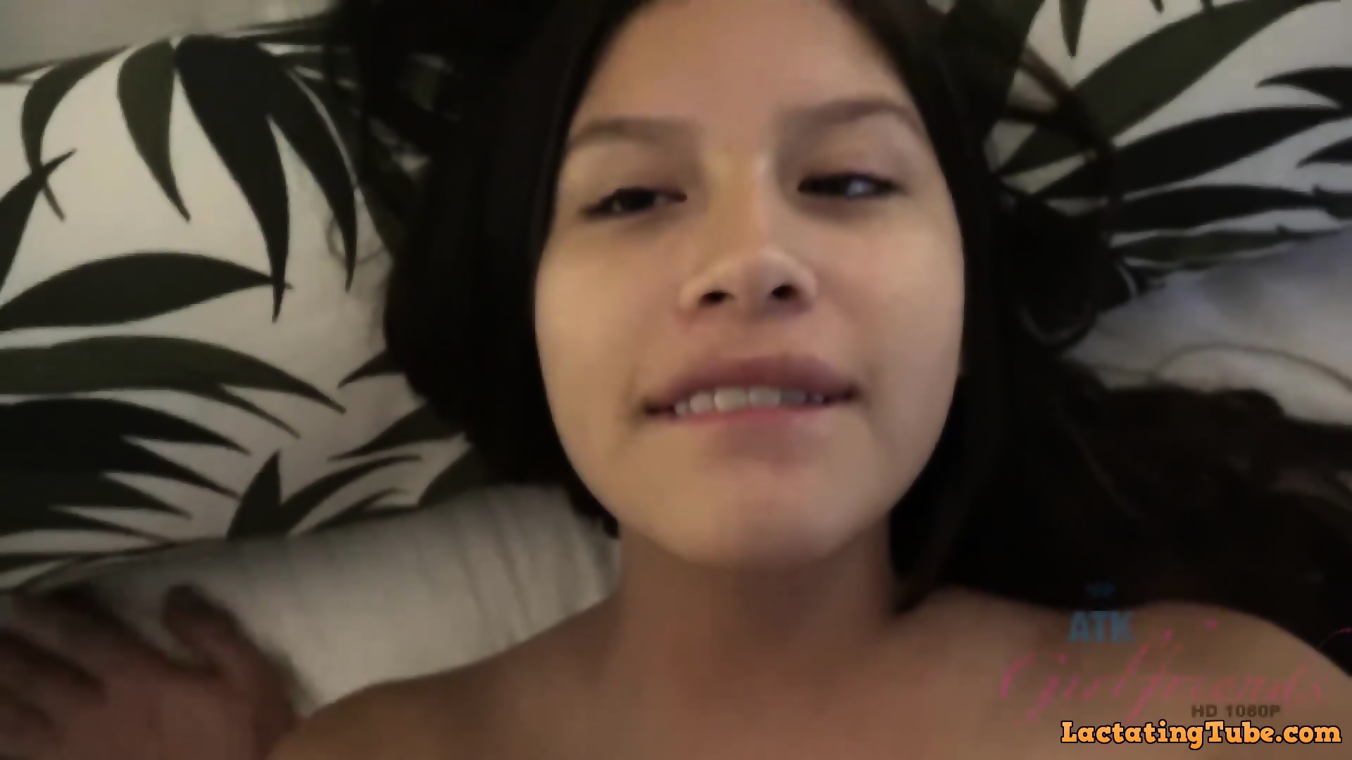 Zaya Cassidy Pregnant And Horny Gets A Creampie Eporner