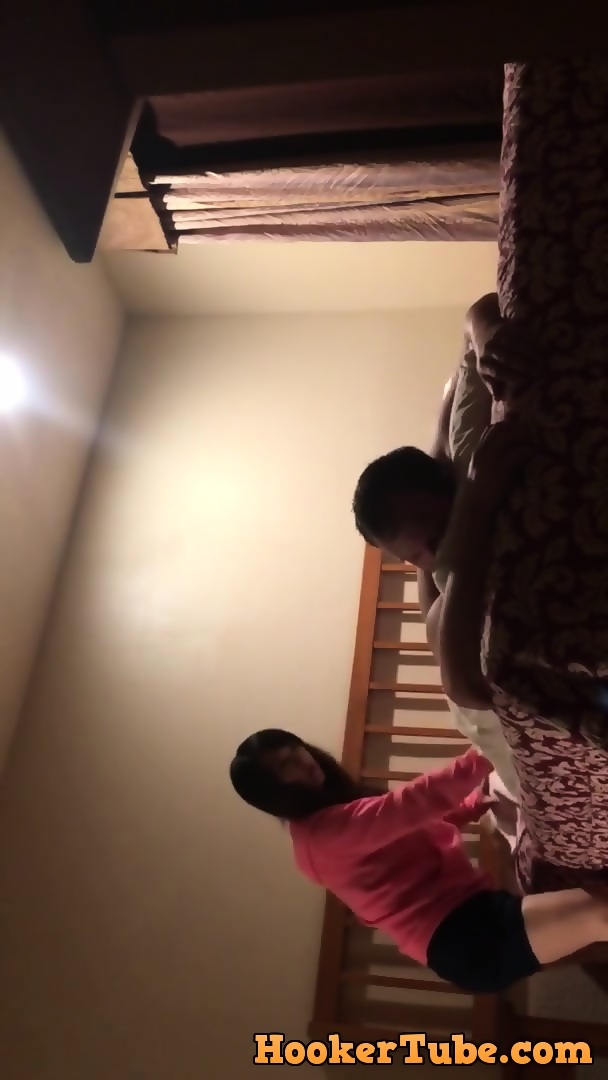 Masseuse Ends Up Fucking Clint Eporner