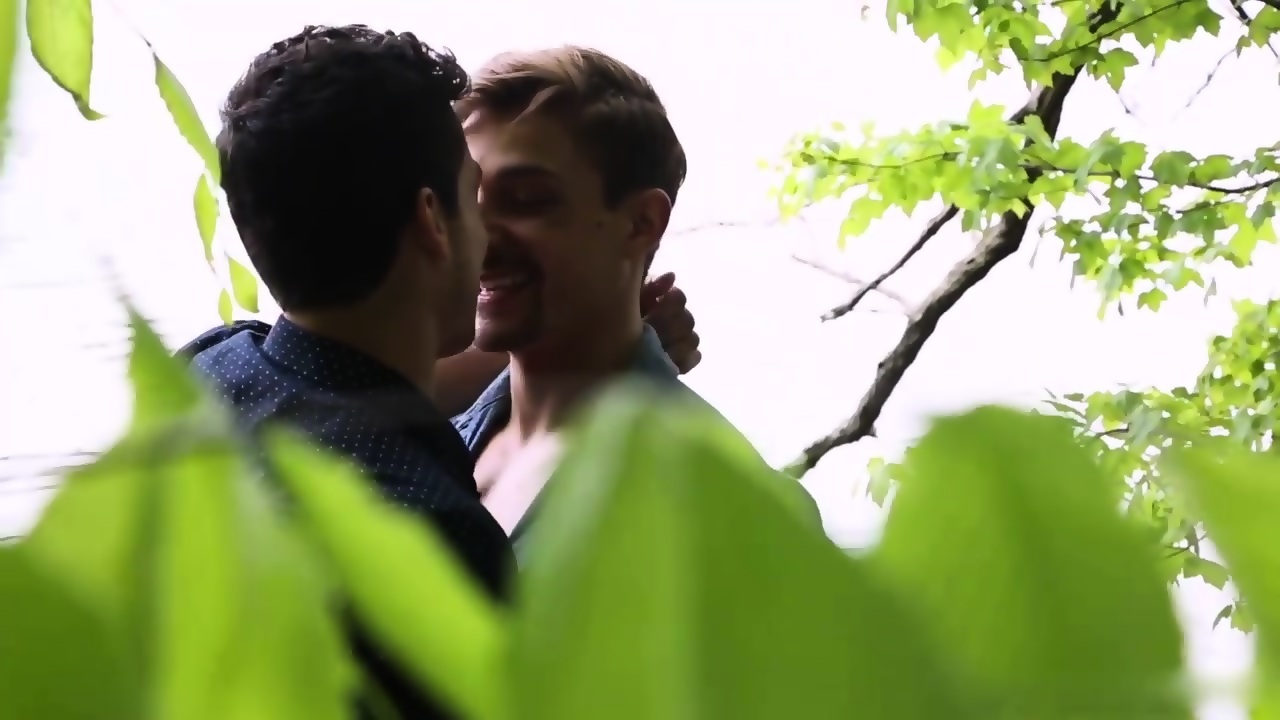 Introducing Ashton Summers With Carter Dane Eporner