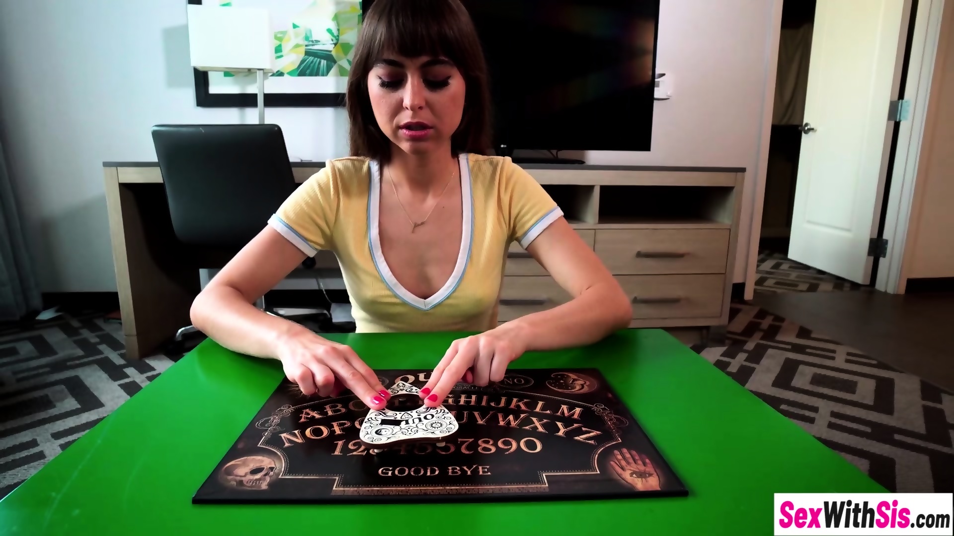 Stepsiblings Enjoy Hardcore Sex Playing The Ouija Board Eporner