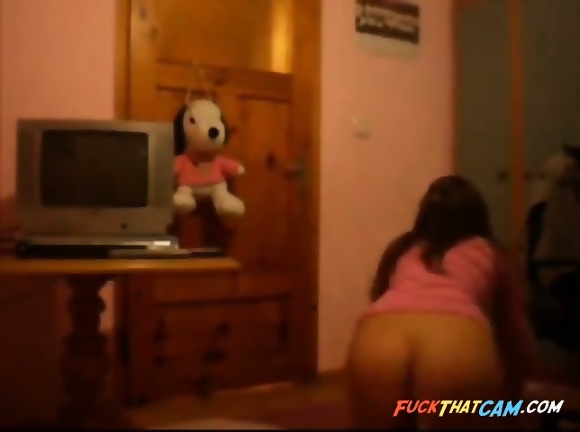 Rica Pendeja Por Webcam Mostrando El Orto Eporner