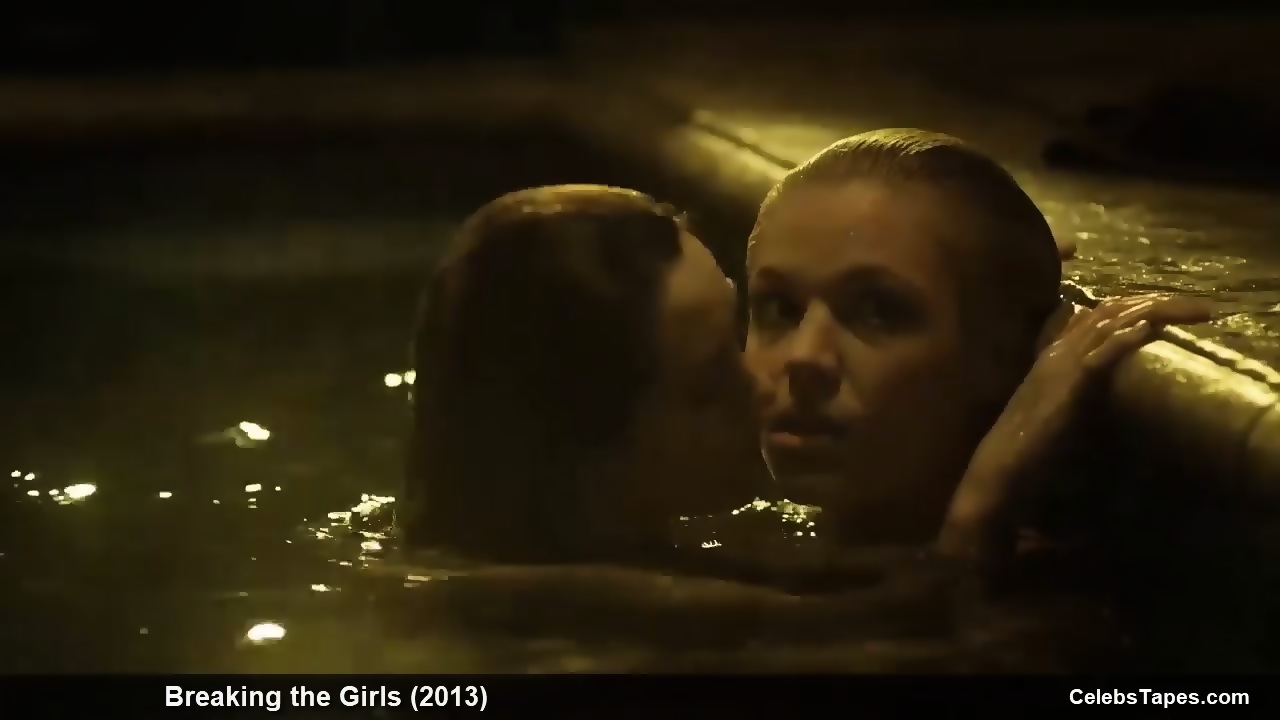 Agnes Bruckner Sexy Video Eporner