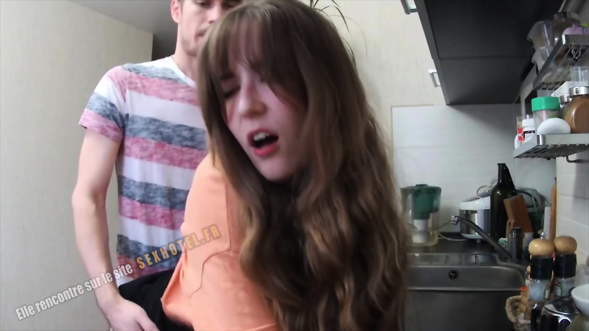 Emilie Se Fait Baiser Dans La Cuisine Eporner
