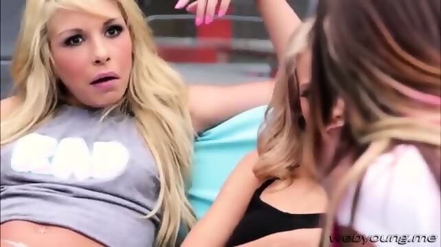 Wild Lesbo Gathering Sex With The Hot Girl Janice August And Carmen