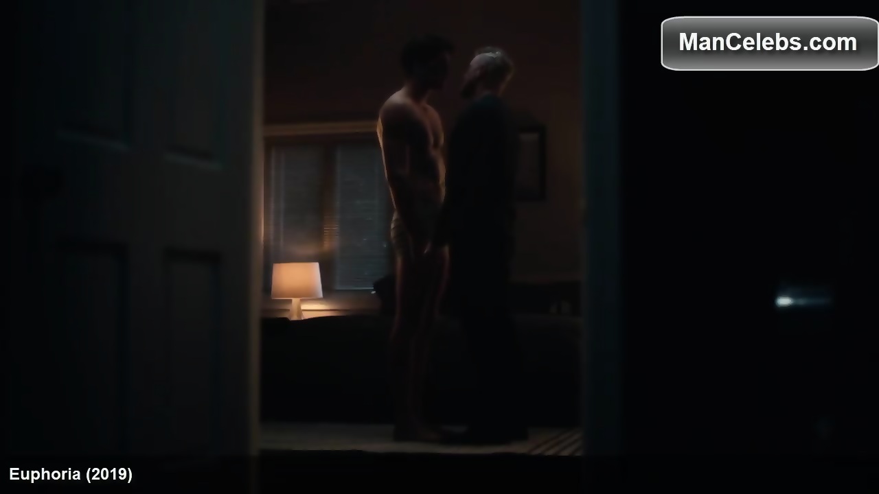 Jacob Elordi Ass In Panties Eporner