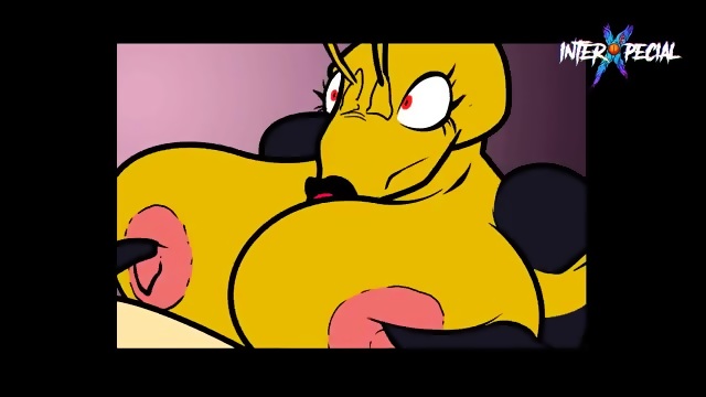 Queen Bee Meets Gecko Eporner
