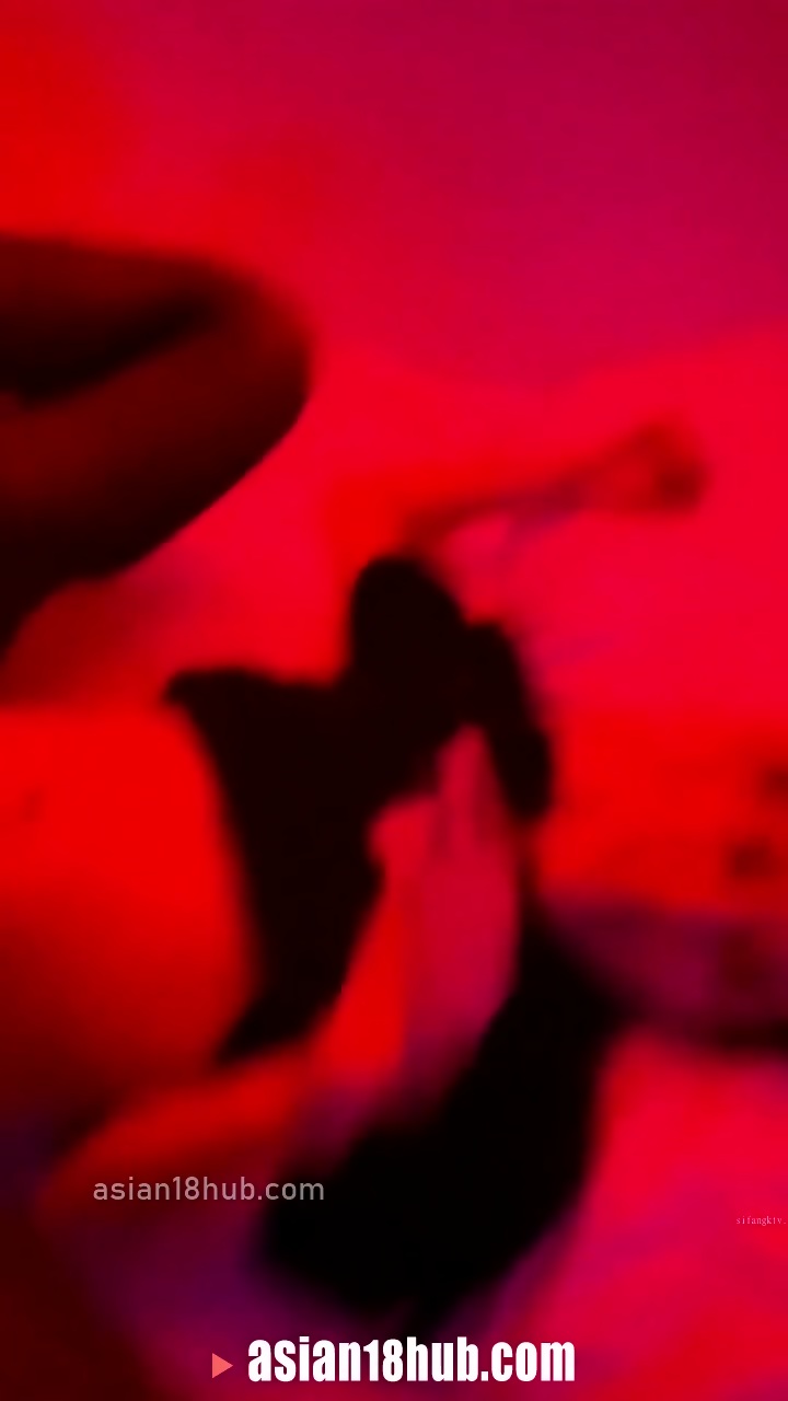 Chinese Cam Girls 网曝门事件最新操蛋坑闺蜜丁山职校韩j妮带闺蜜酒店约炮 Eporner