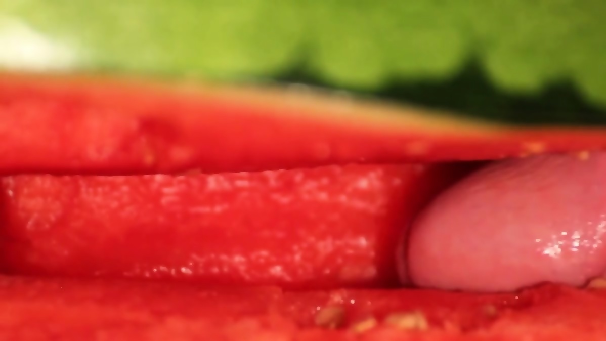 Water Melon Cum Fucking A Melon And Cumming Eporner