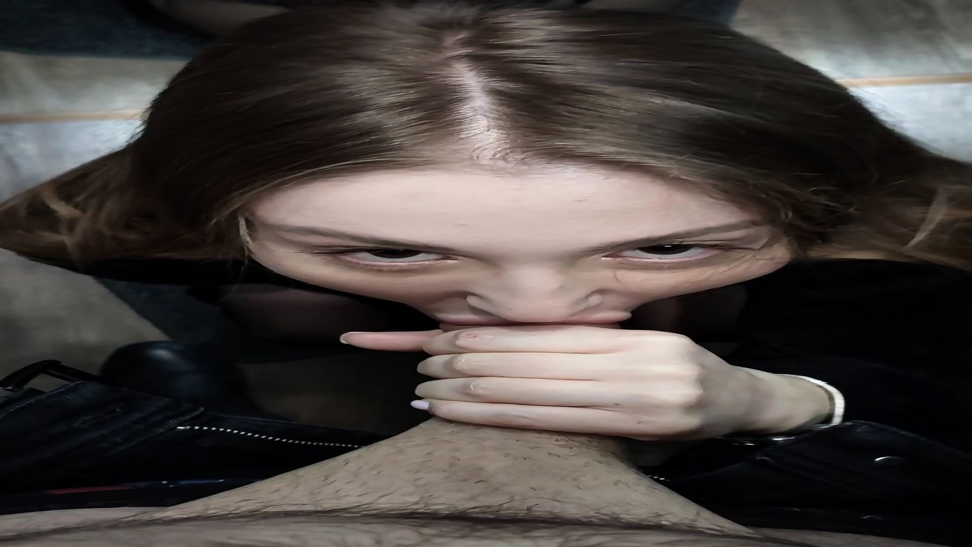 Іра сосе член в примірочній Eporner