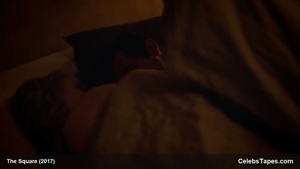 Elisabeth Moss Sex Scenes Eporner