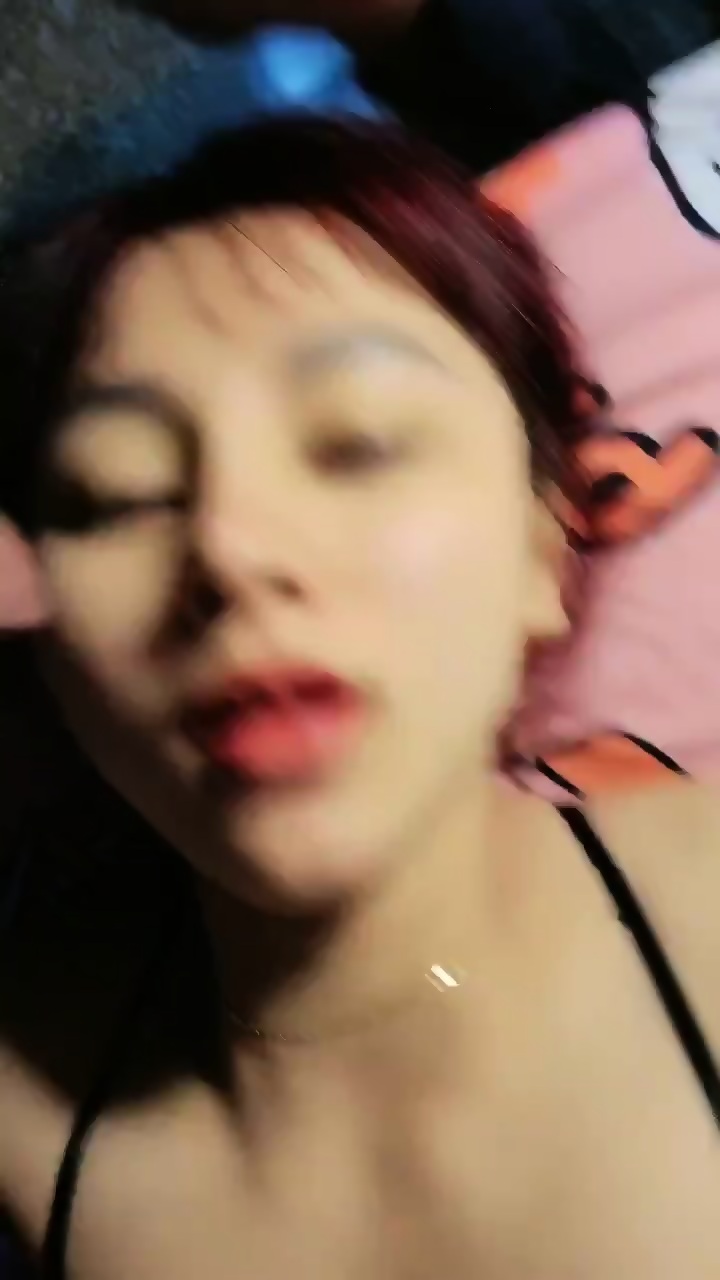 Hairless Pussy White Tiger Coquettish Girlfriend Eporner