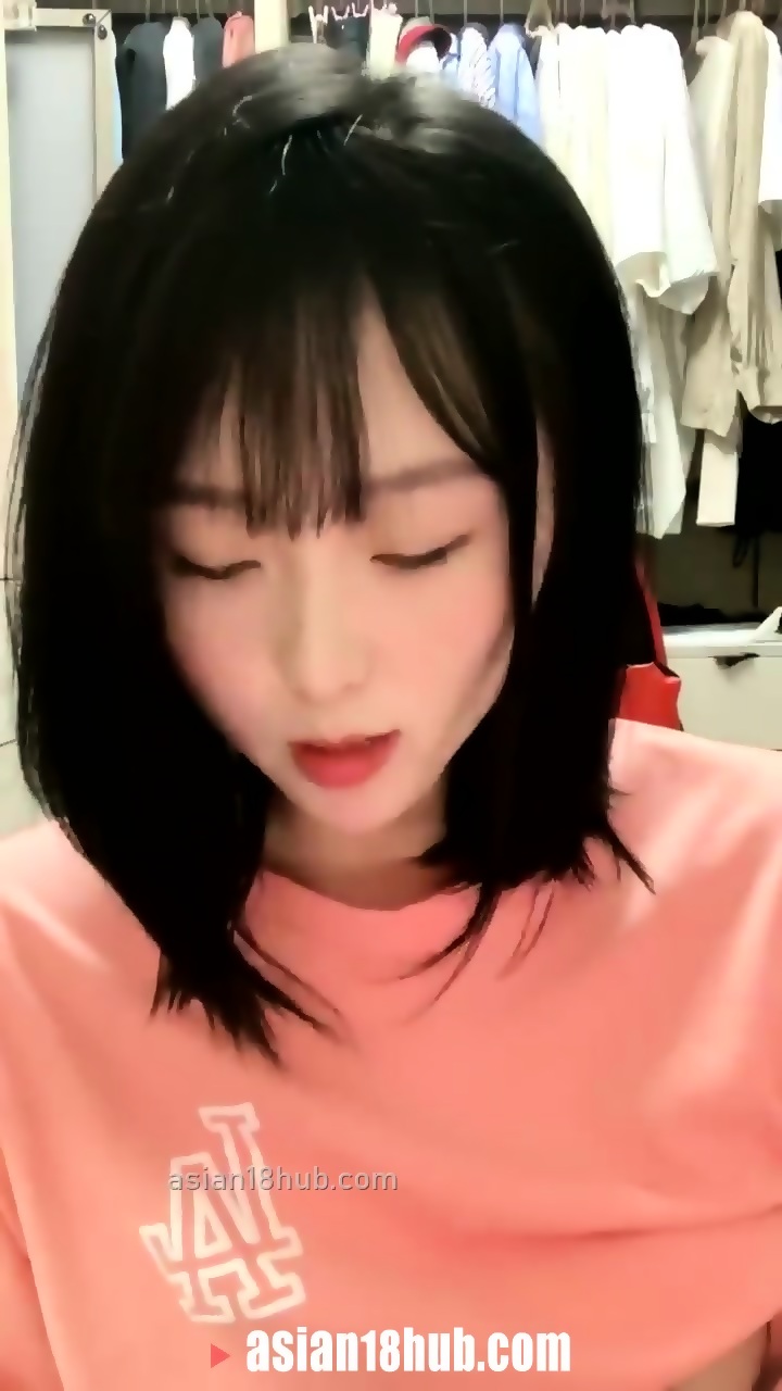 Chinese Live Girl 哈尔滨胖次呦呵给哥哥比个心刷礼物啥都不看的就是好大哥 Eporner