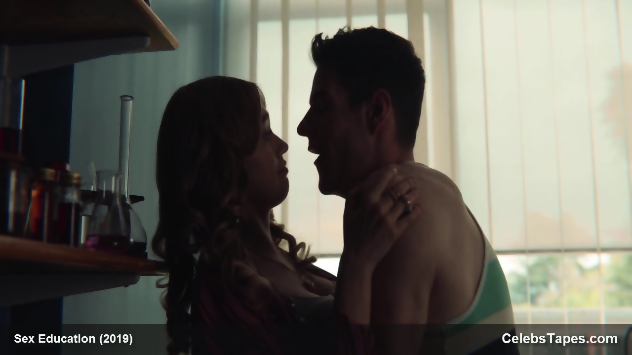 Emma Mackey Sex In The Car And Sex In Other Scene Not Nude Eporner
