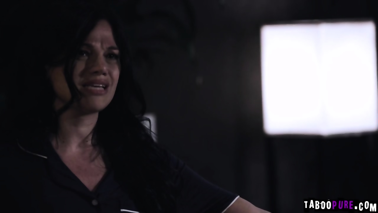 The Devious Duo Lures Giselle Into Threesome Sex Eporner