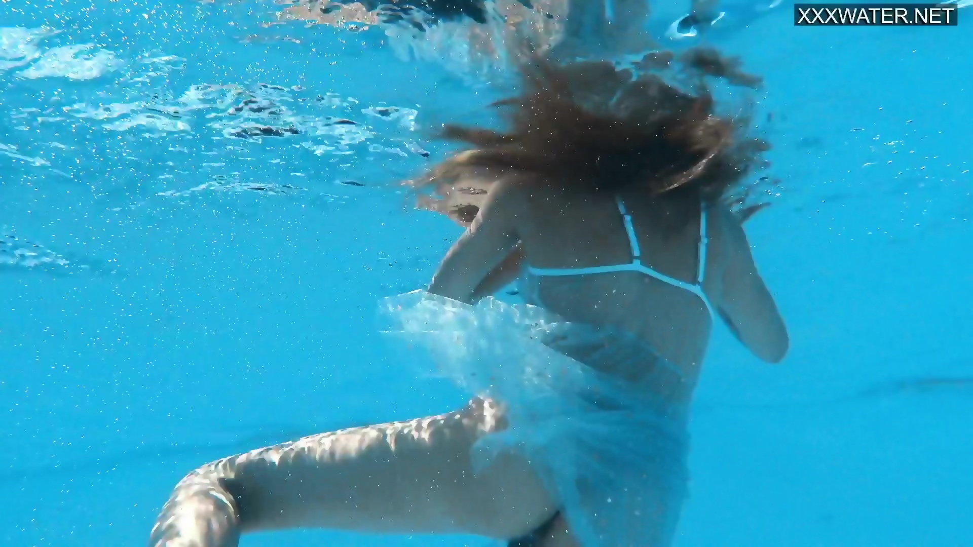Swimming Pool Underwater Naked Babe Bonnie Dolce Eporner