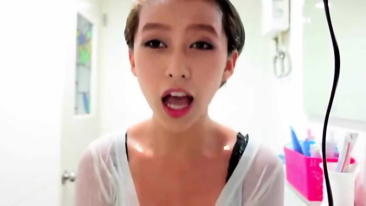 Hot Chinese Girl Ice Bath Challenge Eporner
