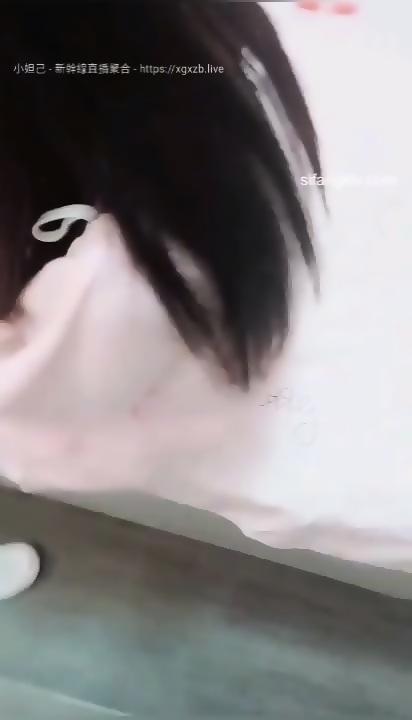 011 181破处之8k块拿下暑假打工小学妹的第一次,时长51分钟,付费进vip群组 Chunhuazhanfang Eporner