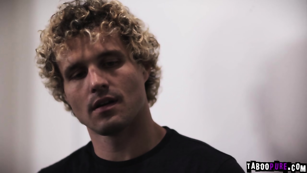 Sophia Had An Intense Sex With Her Creepy Cousin Robby Sophia