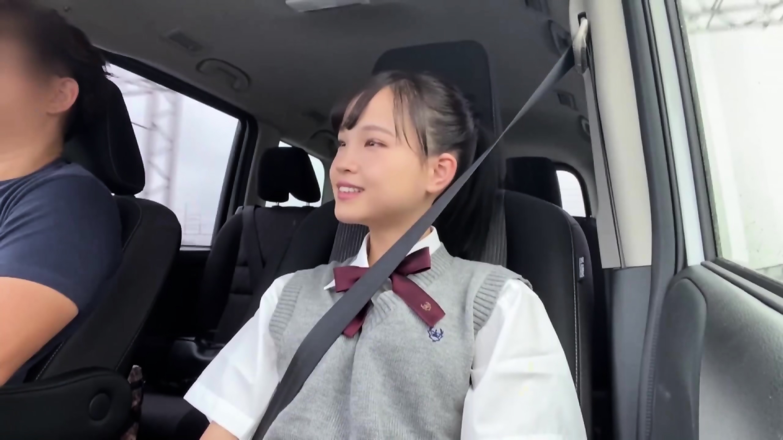 2k 大檔 工藤ララ 1駅弁露出 抱っこsexが大好き!!パイパン微少女をパンパンパン! Sun 035 Eporner