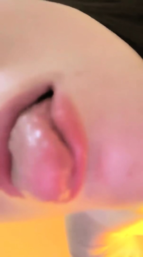Sexy Lip Girls Eporner