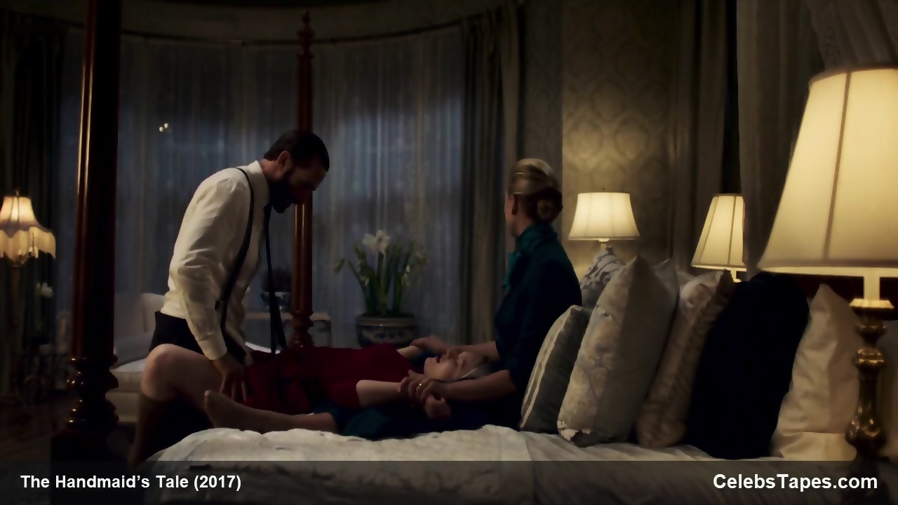 Elisabeth Moss Topless And Sex Eporner
