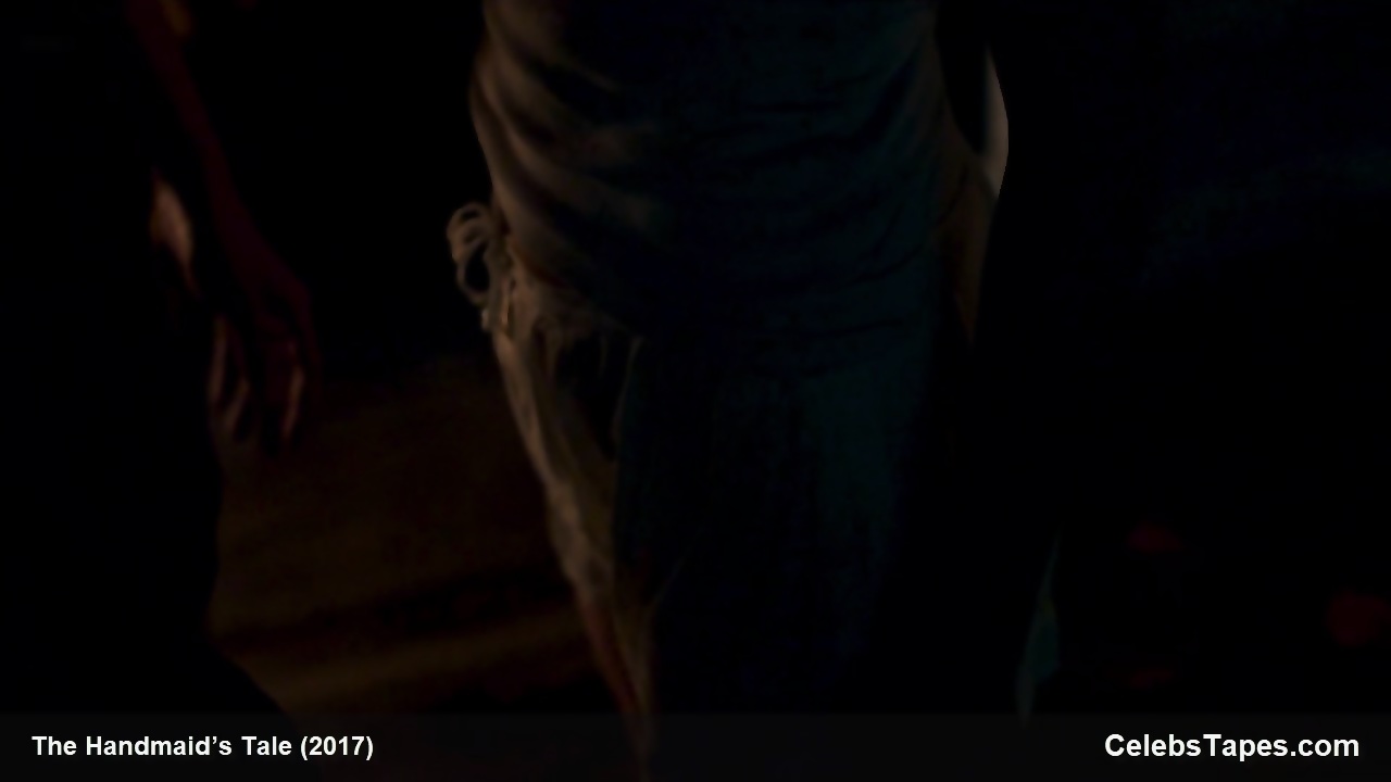 Elisabeth Moss Topless And Sex Eporner