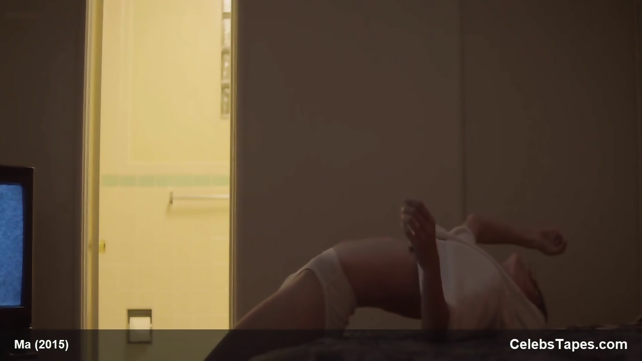 Celia Rowlson Hall Nude Full Frontal Eporner