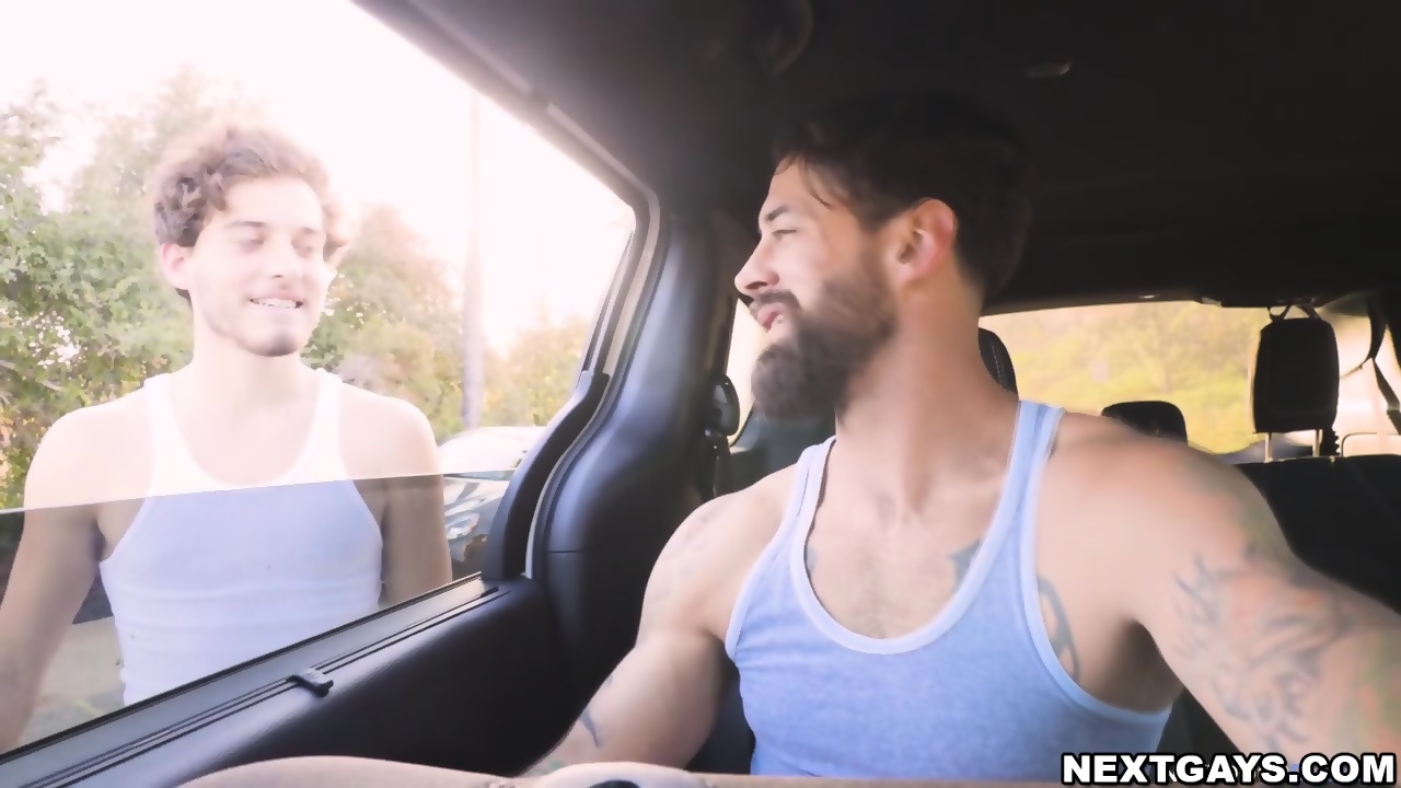 Alpha Wolfe Is On A Mission To Fuck Some Random Guy Eporner