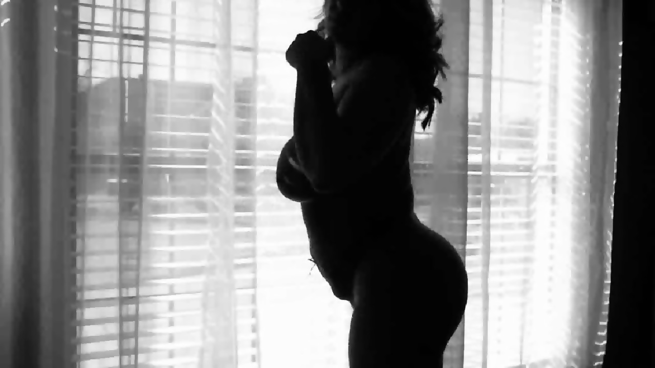 Thicc Silhouette Eporner