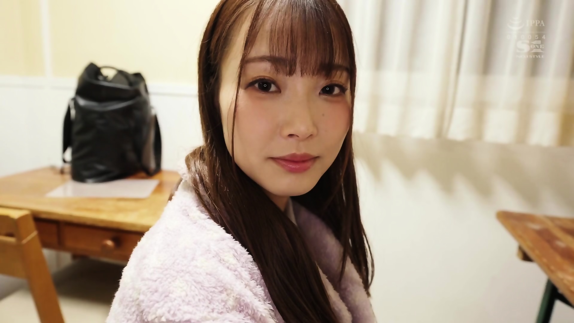 Ria Yuzuki, An Active Female College Student Who Wants To Hug Her The Most Right Now. First ...