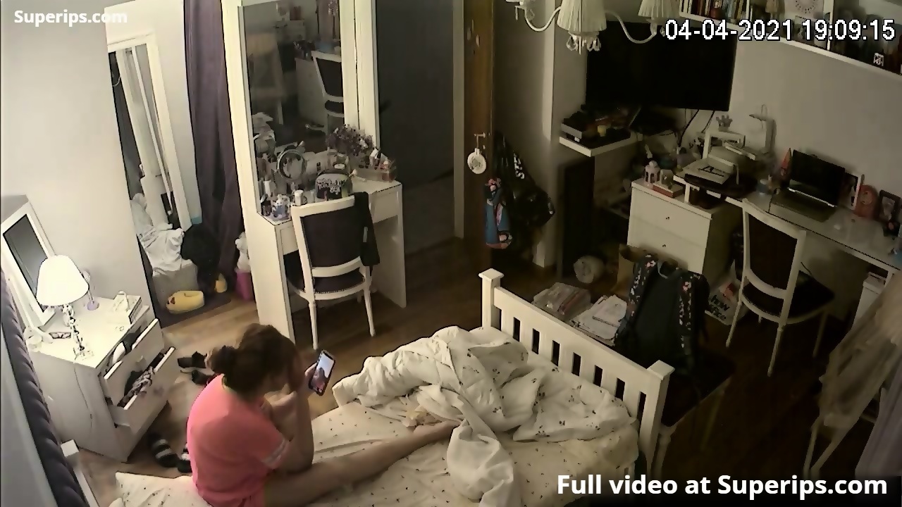Ipcam Young Brunette Girl Makes A Sex Call Eporner