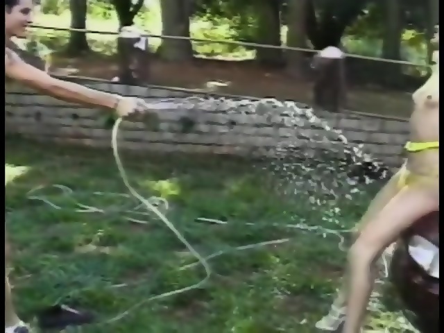 Young Blonde Tranny Cláudia Hunter Anal Eporner