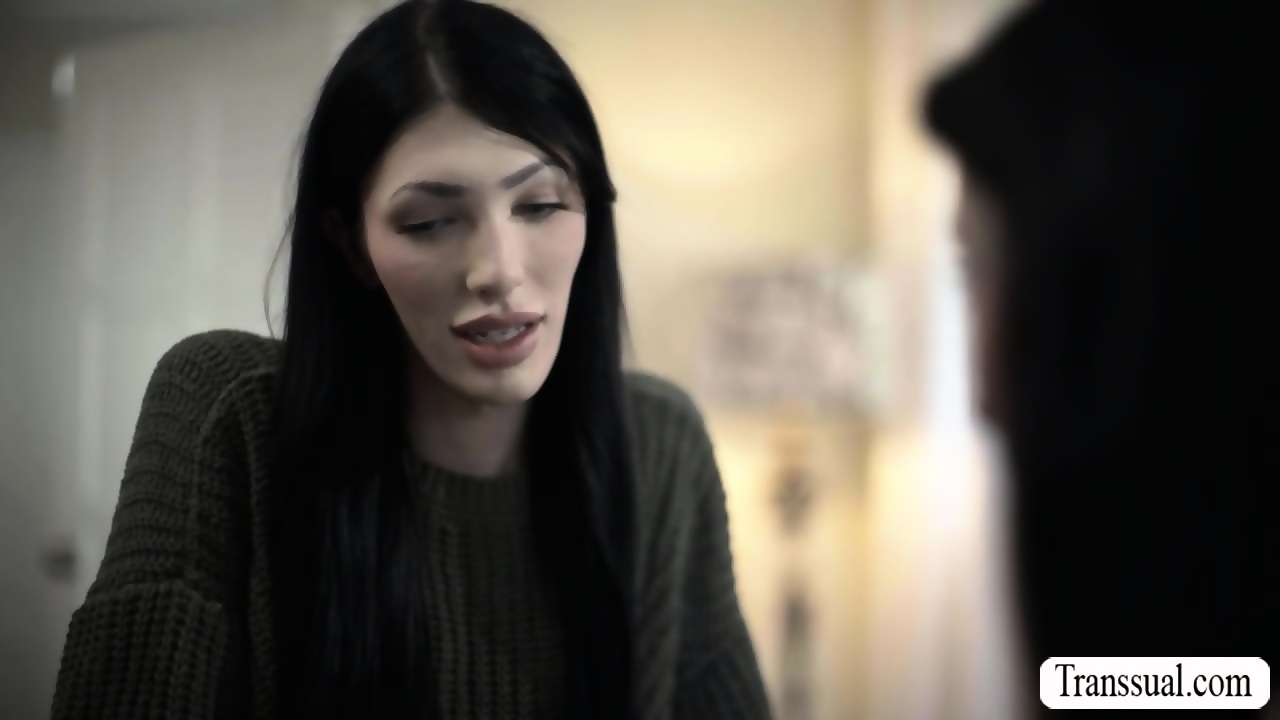 Busty Stepdaughter Lets Her Skinny TS Stepmom Fuck Her Pussy - EPORNER