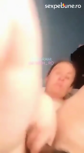 Romanca Se Masturbeaza Cu Microfonul Eporner