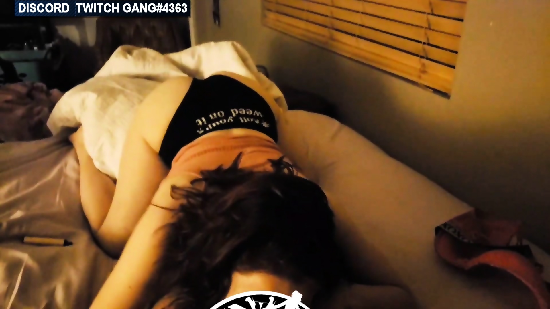 Twitch Streamer Gives Blowjob On Stream And Flashing Pussy And Boobs 104