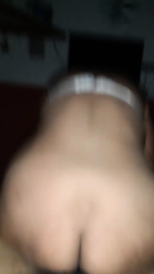 Qué Rico Cómo Se Mueve Esta Morena Nalgona Eporner
