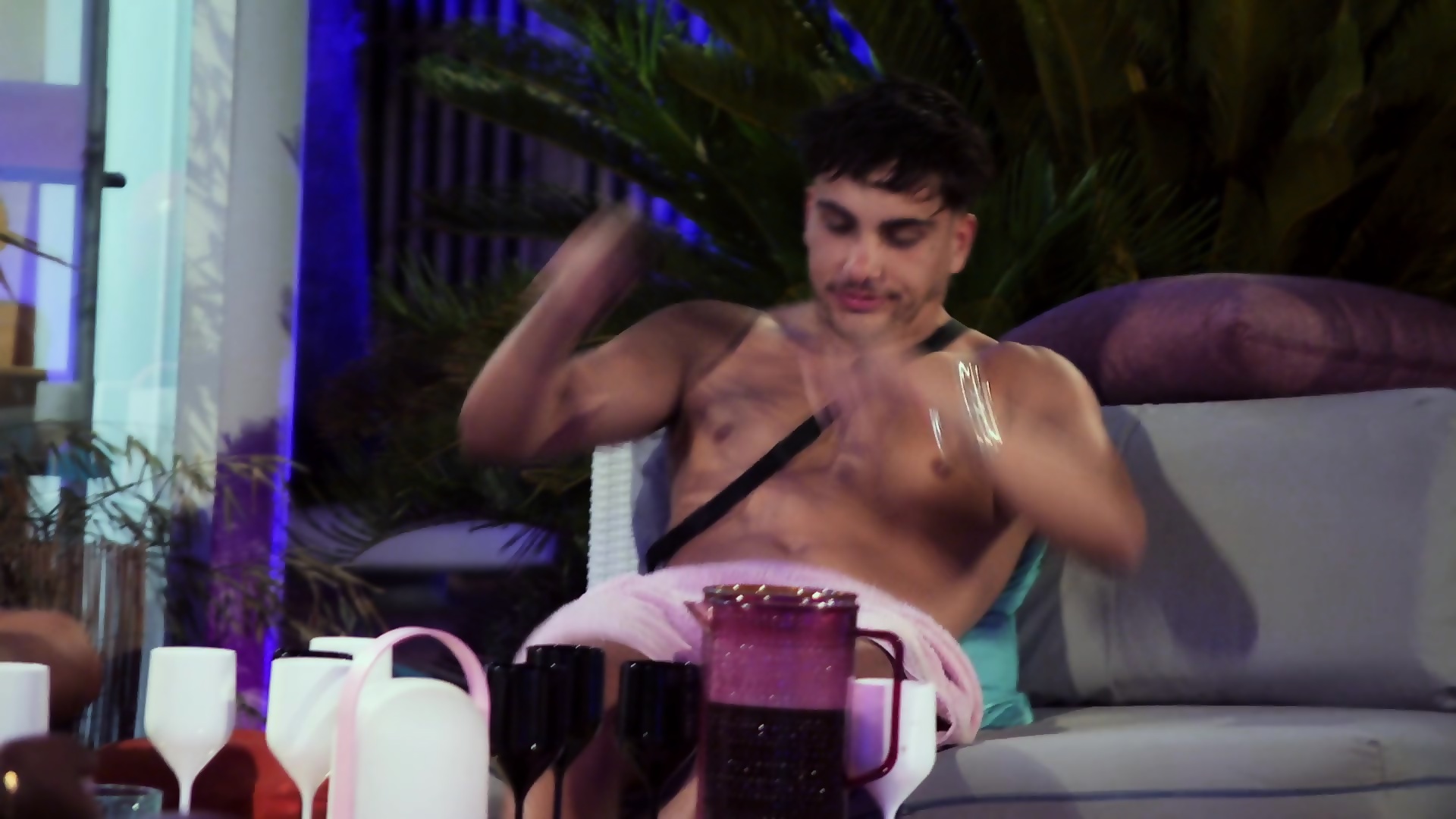 Frenchie Shore S01e06 French Tv Xxx Series Emission Eporner