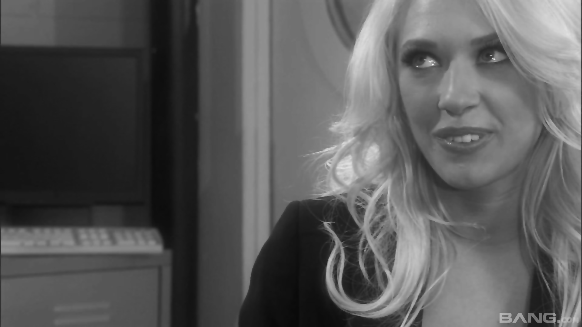 Wives Secret Fantasies With Kagney Linn Karter Eporner
