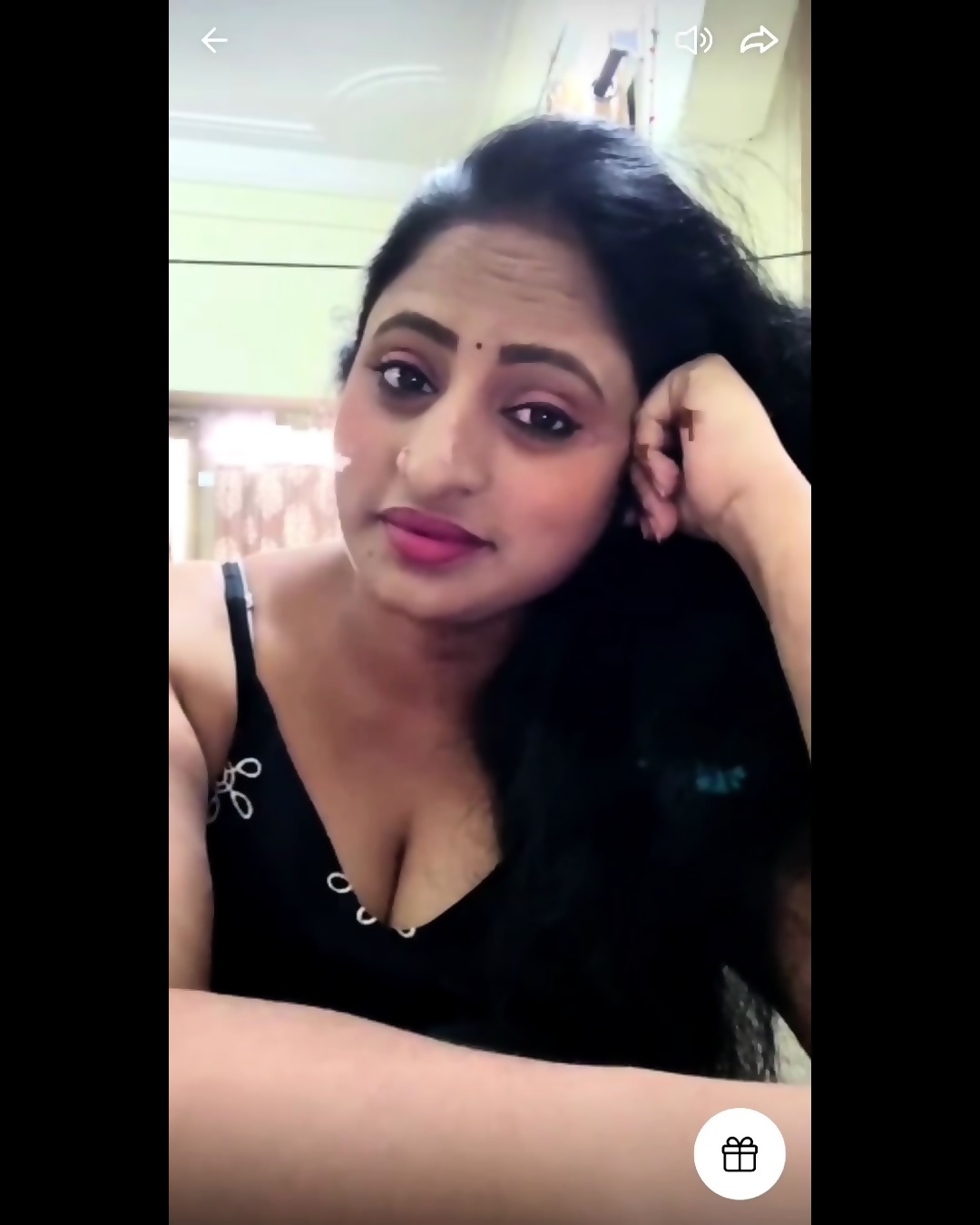 Telegu Instagram Tango Model In Naughty Cleavage Showing Eporner